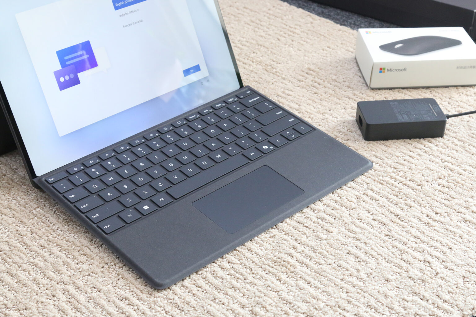 Surface Pro 11 Copilot+ Snapdragon X Plus - Dune color - USA