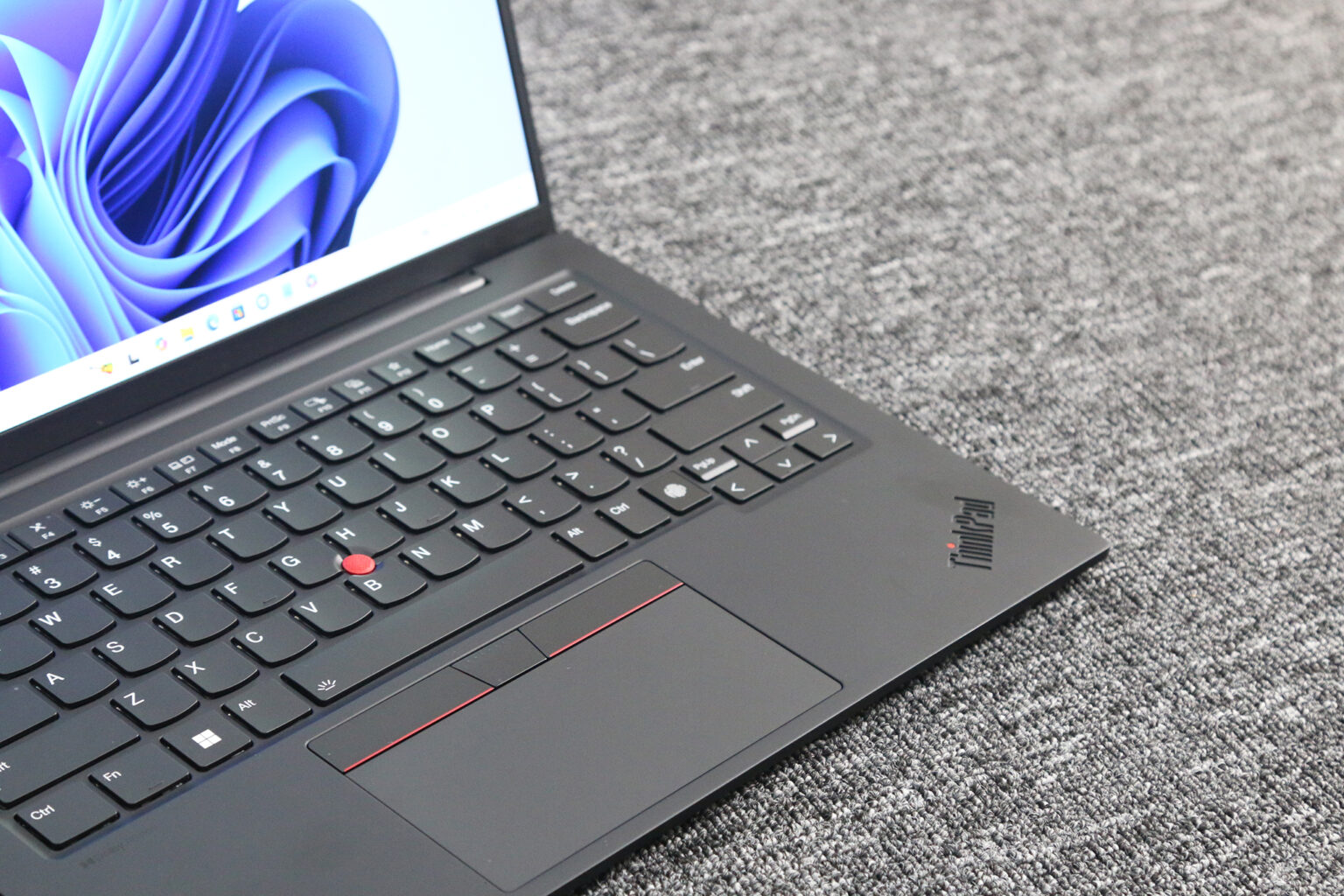 ThinkPad X1 Carbon Gen 12 - Core Ultra 7 165H -FHD - U.S.A