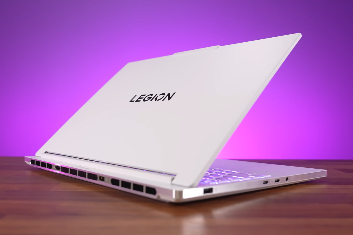 Lenovo Legion 7i 2025 Ultra 7 255HX 32GB 1TB SSD RTX 5060 2 Lenovo Legion 7i 2025 Ultra 7 255HX 32GB 1TB SSD RTX 5060 2